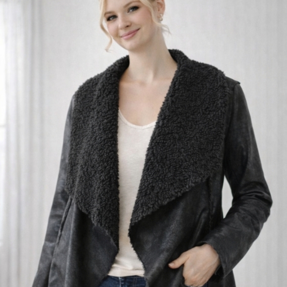 Nikki Parker | Jackets & Coats | Nikki Parker Faux Leather Sherpa ...